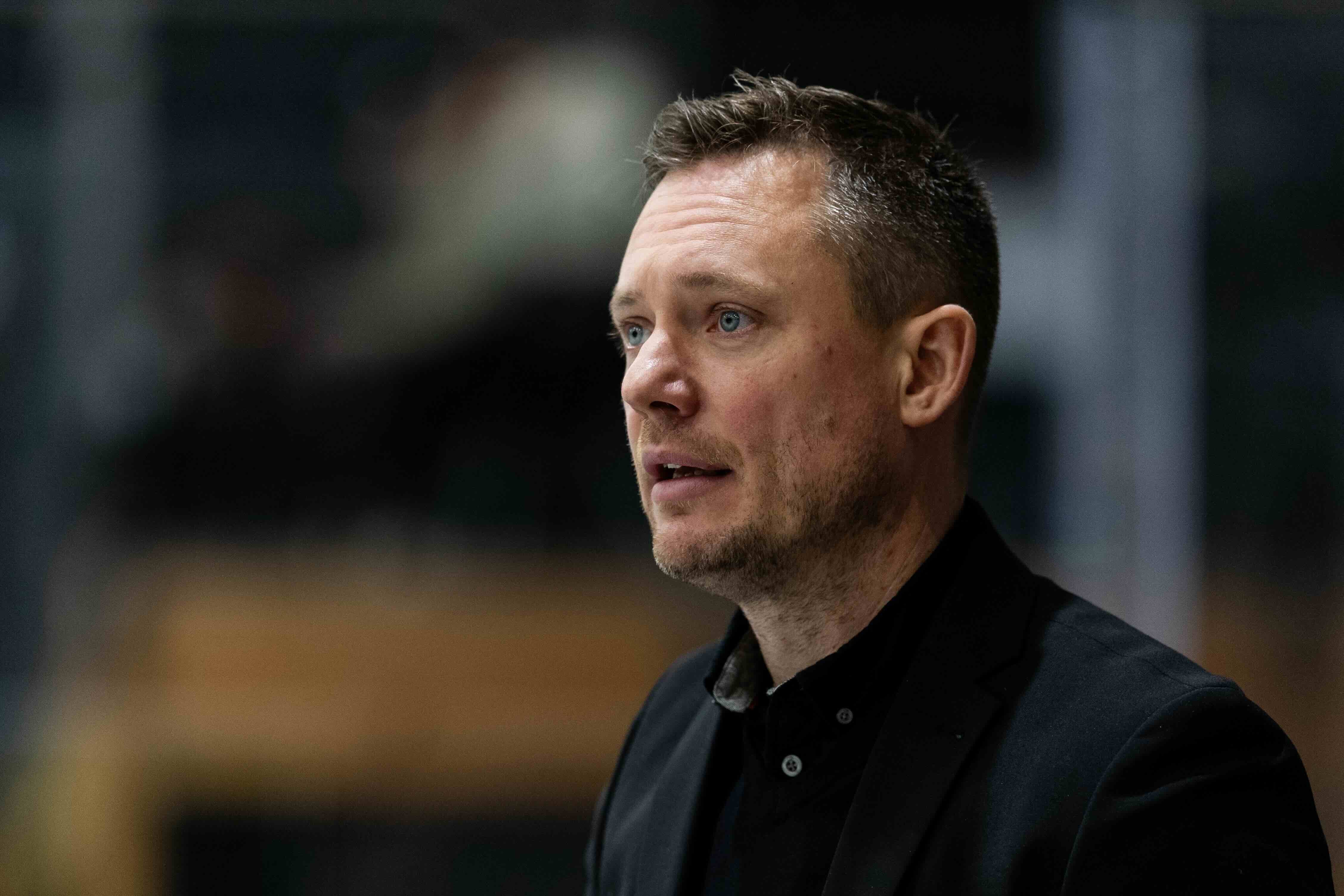 Allvarligt samtal i VIK – experten: "Detta var droppen" - HockeyNews