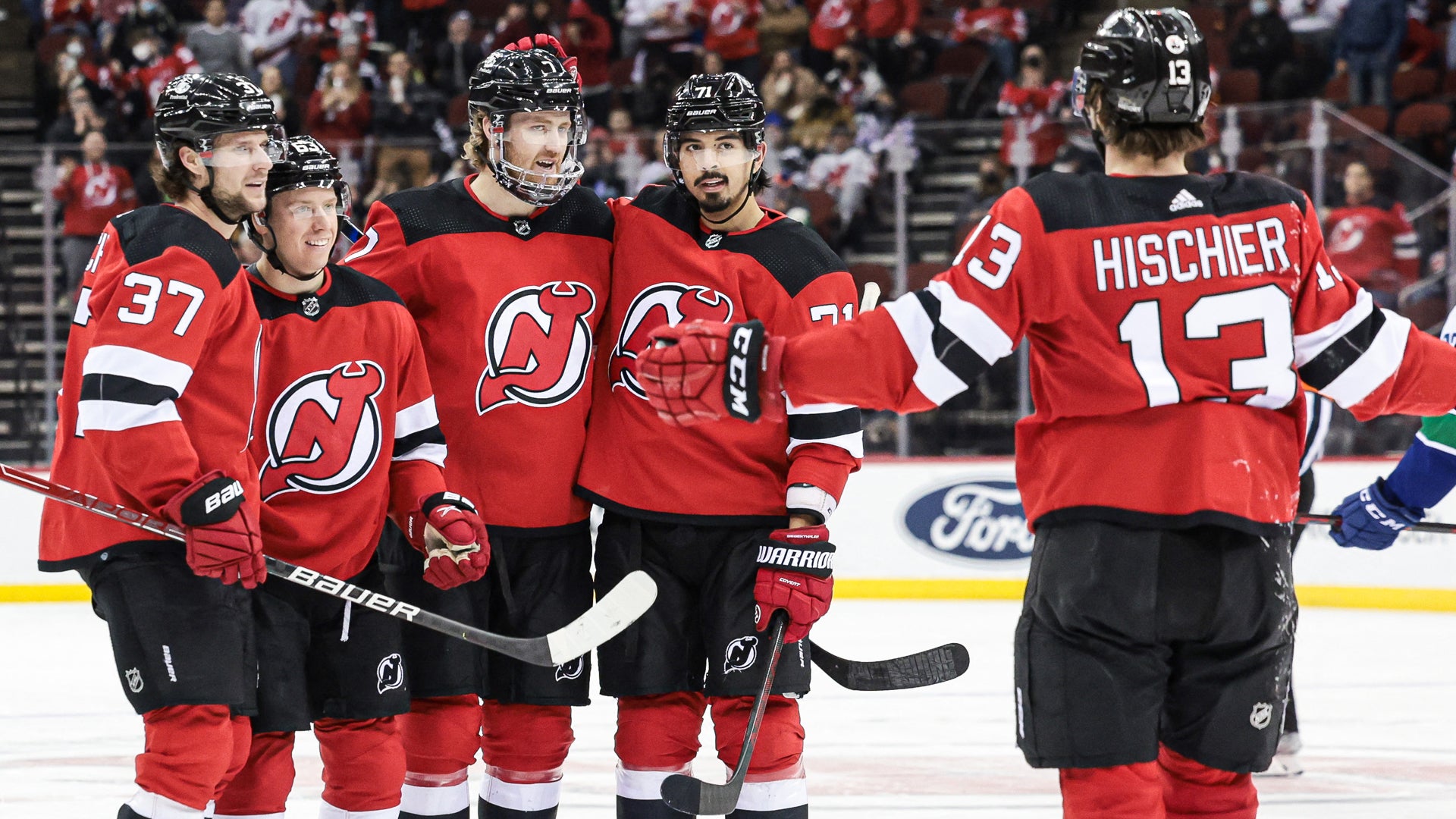 Efter nya segern – Devils en match ifrån att bli historiska: "Det är fantastiskt" - HockeyNews
