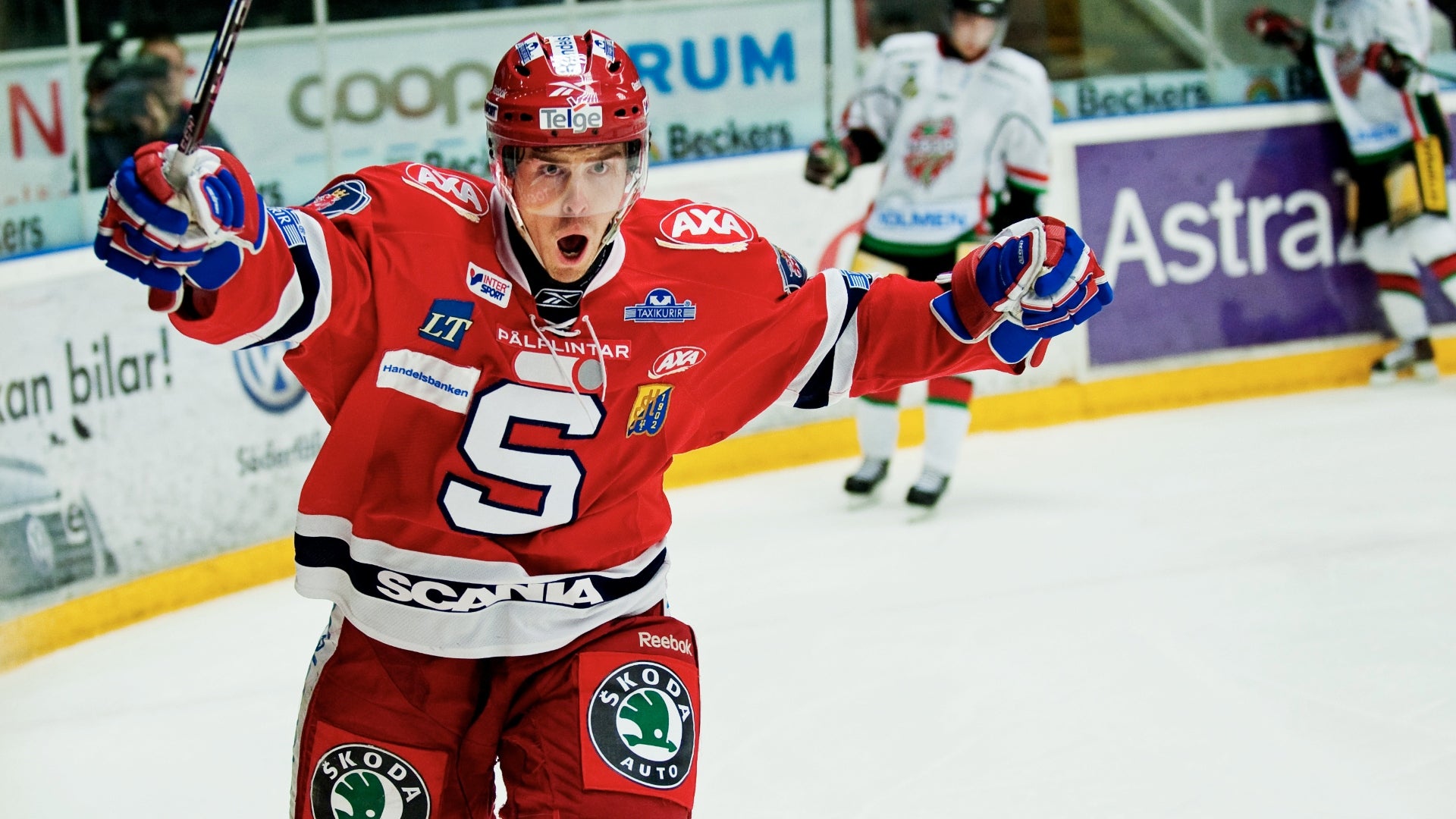 KLART: Linus Videll återvänder till Södertälje SK - HockeyNews