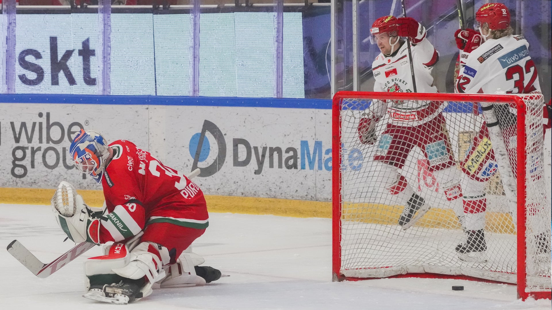 Modos drömstart – tvingade Mora till målvaktsbyte: "Straffar sig i egen zon" - HockeyNews