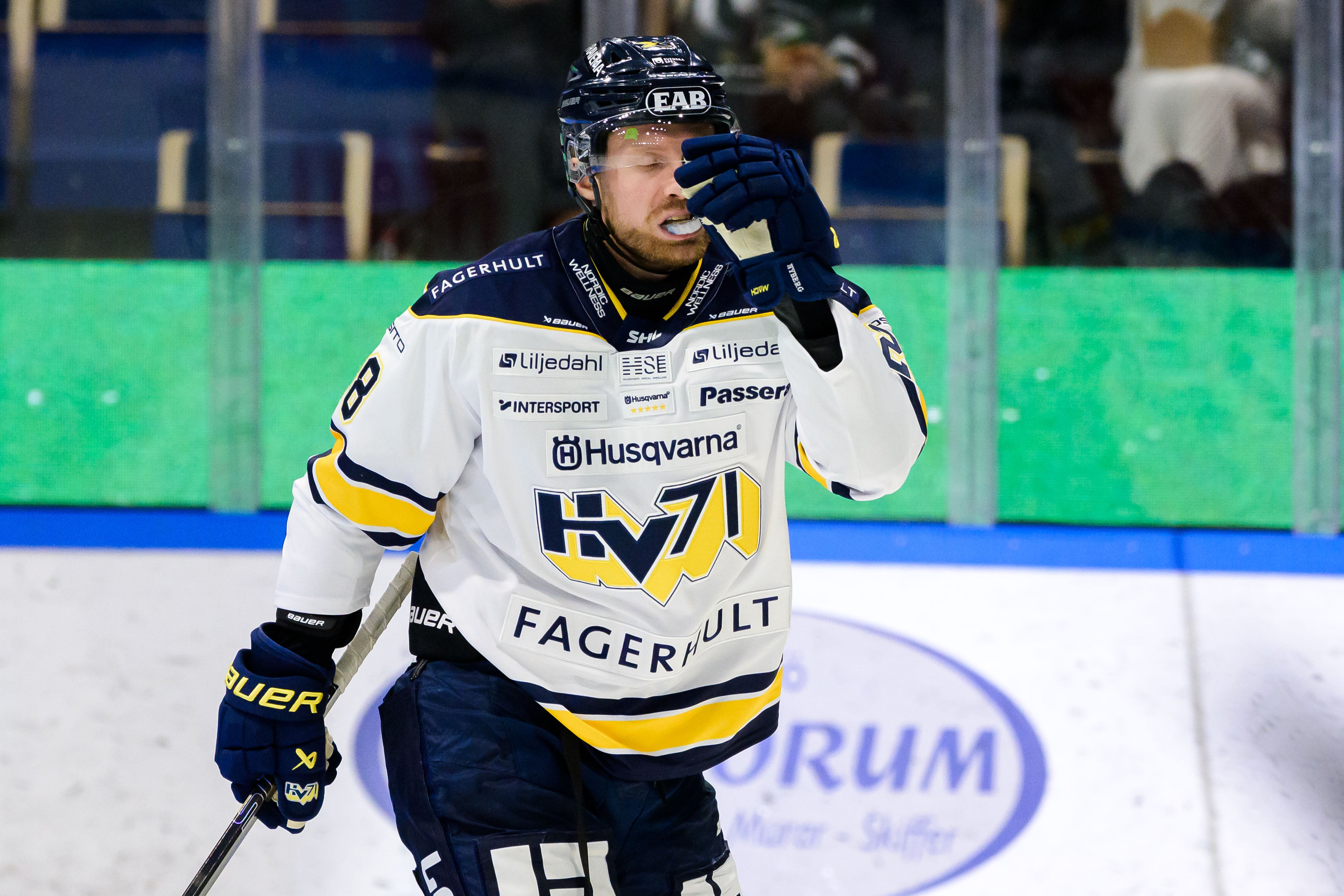 Klart: HV71 lånar ut backen - HockeyNews